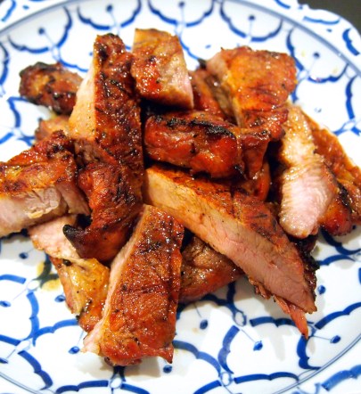 Thai Grilled Pork Neck with Spicy Dipping Sauce – Ko Mu Yang with Jaew ...